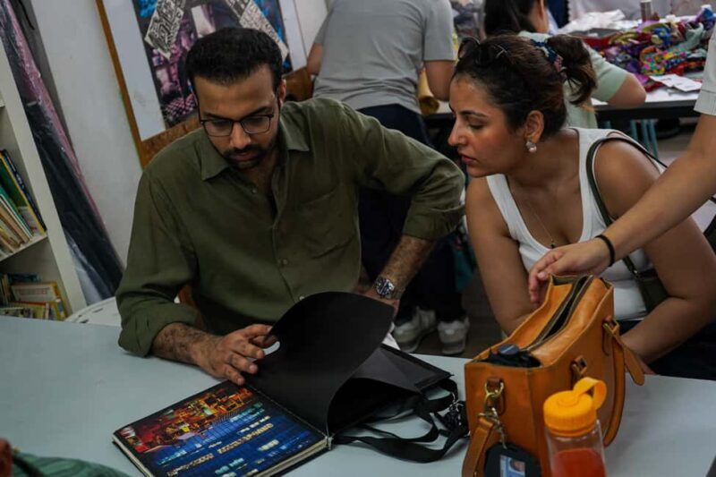 Hong Kong: Dark Side of Hong Kong Caged Homes Walking Tour - What You’ll Learn and Feel