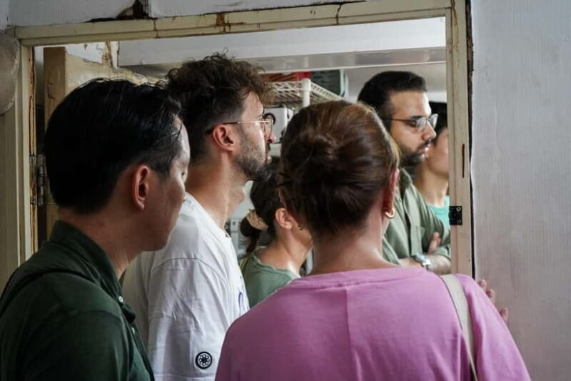 Hong Kong: Dark Side of Hong Kong Caged Homes Walking Tour - Key Points