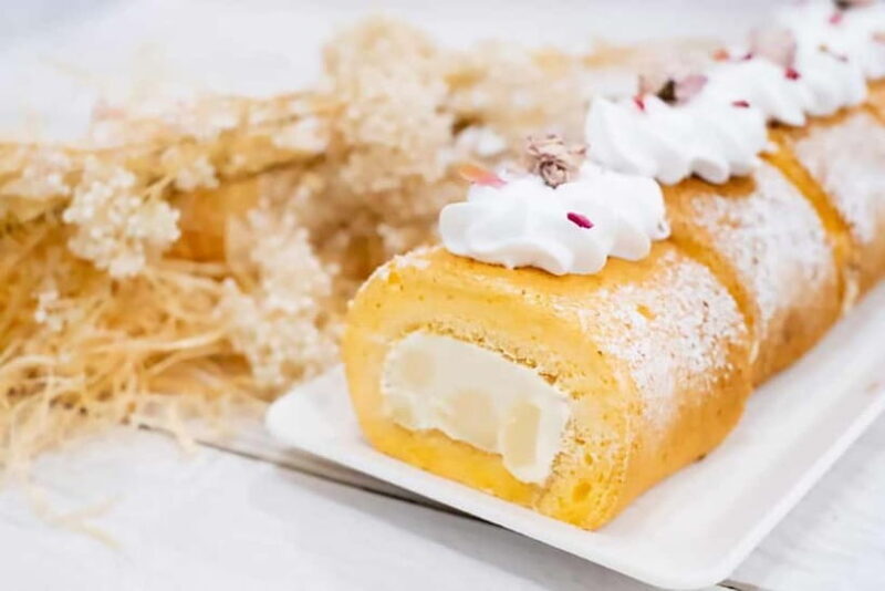 Hong Kong: DIY Baking Workshop - Sakura Peach Cake Roll - Who Will Enjoy This Experience?
