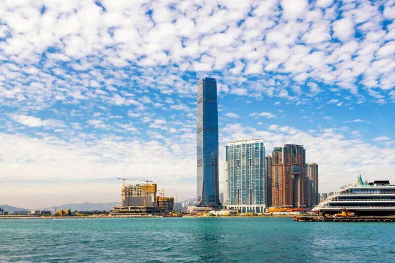 Hong Kong: From Science to Serenity Walking Tour for Couples - Exploring Hong Kong’s Romantic Side: What This Tour Offers