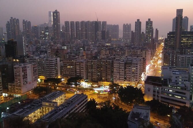 Hong Kong Full-Day Private Walking Tour with a Local Guide - Key Points