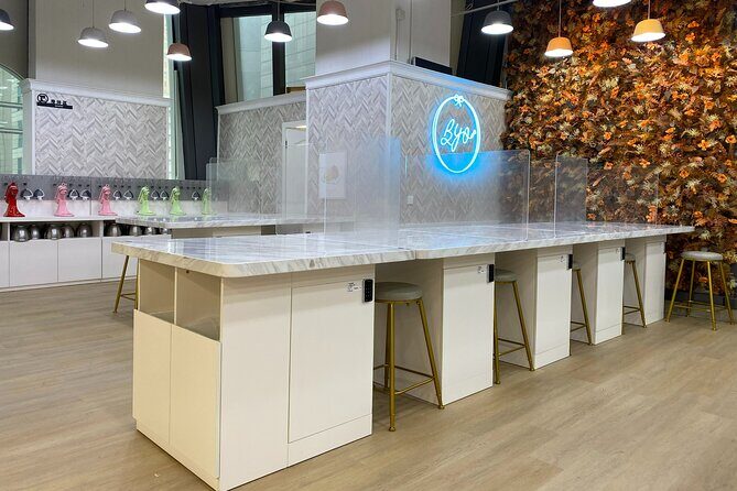 Hong Kong gourmet baking experience class: Hong Kong-style egg tart + custard mooncake - Authenticity and Traveler Feedback