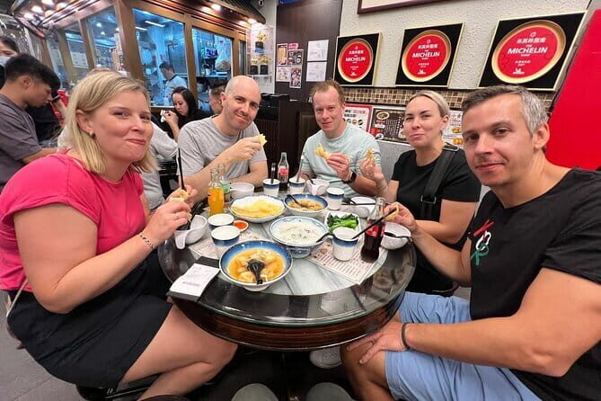 Hong Kong: Luggage Storage in Kowloon Park - The Sum Up