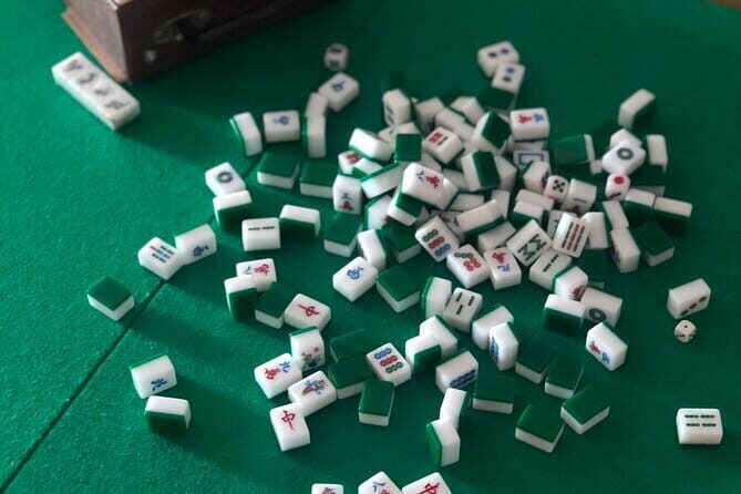 Hong Kong Mahjong and Food Experience - Key Points