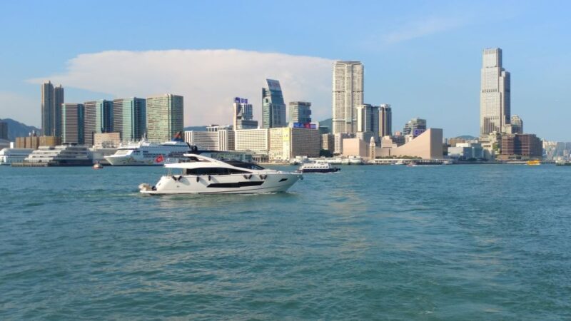 Hong Kong: Private Tour with a Local Guide - Key Points