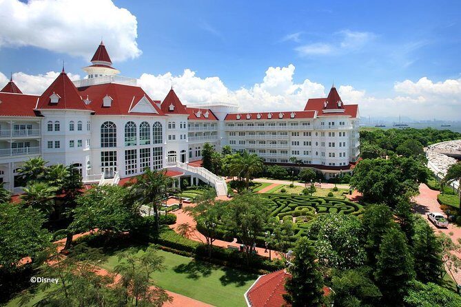 Hong Kong Private Transfer: Hong Kong Disneyland to Hotel - Who Will Benefit Most?