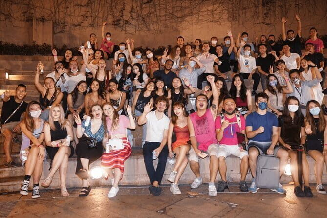 Hong Kong Pub Crawl at Lan Kwai Fong (LKF) - Exploring the Tour Details