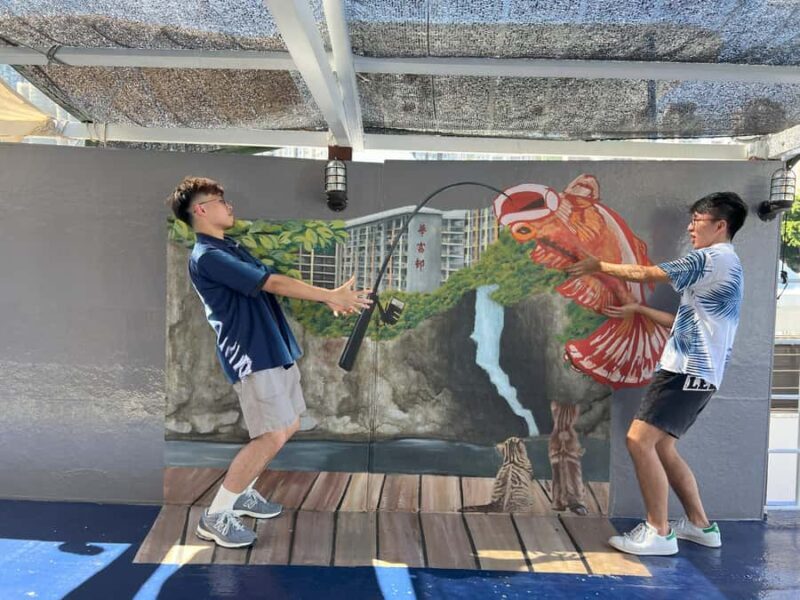 Hong Kong: Sampan Tour, Lamma Island, and Seafood Lunch - The Return Journey and Practicalities