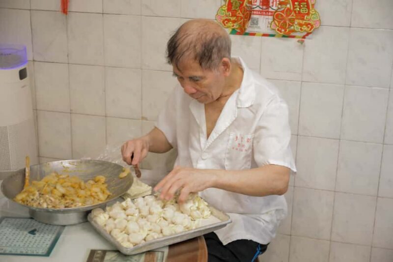 Hong Kong: Tastes & Traditions Food Tour with Tram Ride - Final Thoughts