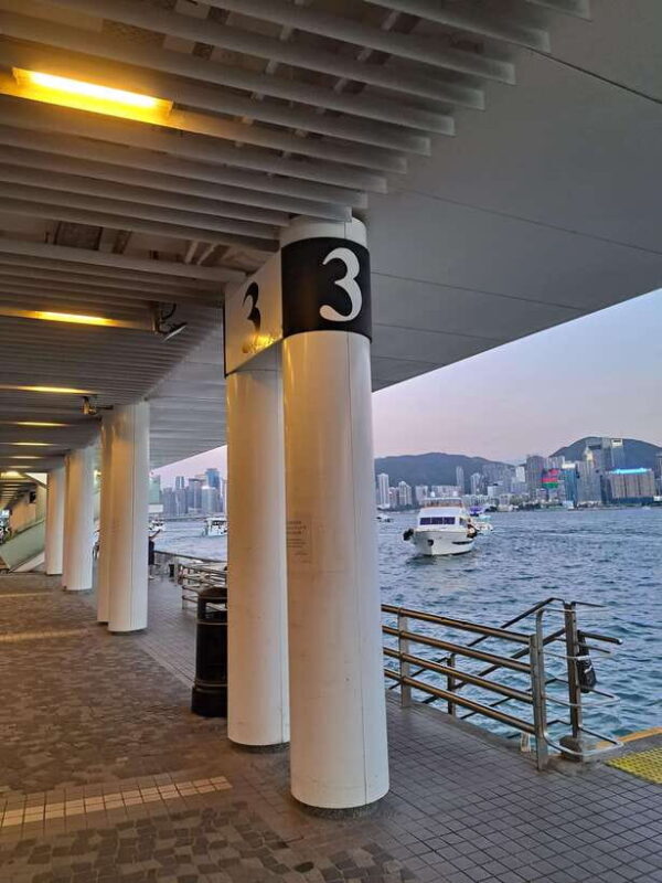 Hong Kong: Victoria Harbour Evening Cruise with Drinks - How This Experience Compares to Other Options