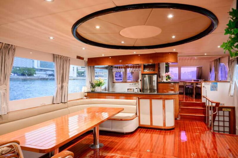 Hong Kong: Victoria Harbour Evening Cruise with Drinks - The Sum Up: Who Will Love This Cruise?