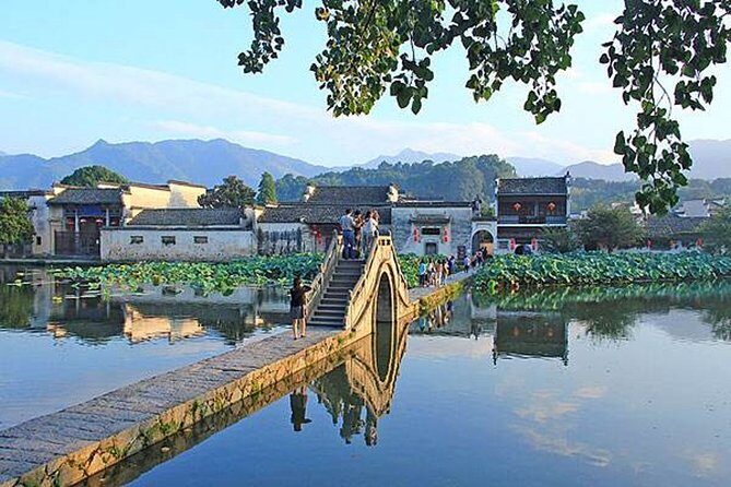 Hongcun Ancient Village Half-Day Private Tour from Huangshan - Key Points