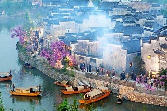 Hongcun and Chengkan Ancient Village Private Day Tour from Huangshan - Experience Review: Private Day Tour to Hongcun and Chengkan Ancient Villages from Huangshan
