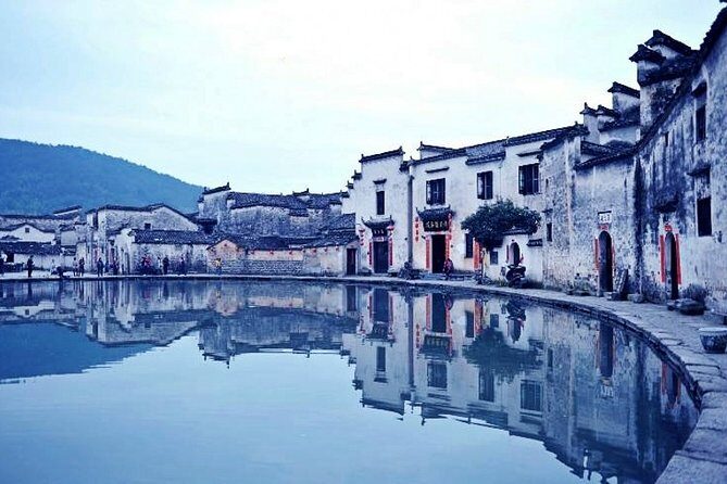 Hongcun and Chengkan Ancient Village Private Day Tour from Huangshan - Key Points