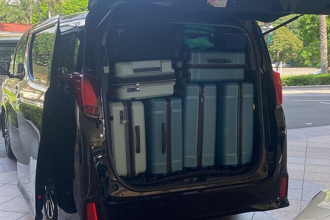 Hongkong Kowloon station to hotel/ HKG airport : Pvt, Meet& Greet - Introduction: Why a Private Meet & Greet Might Be Your Best Choice