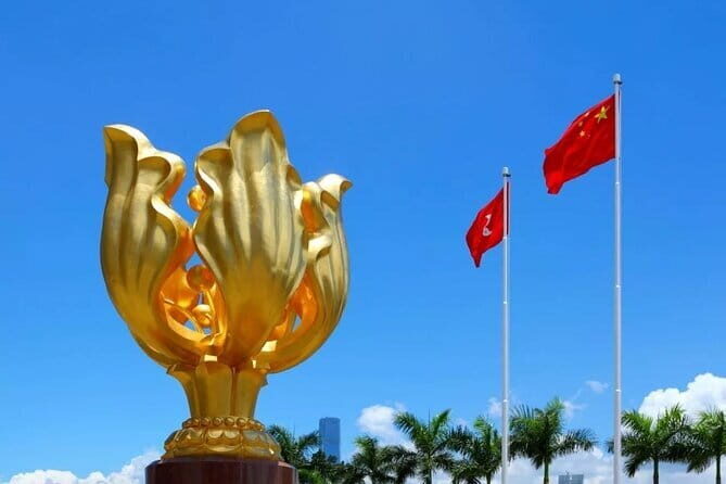 HongKong One Day Tour with Lunch and Public Transportation - Key Points