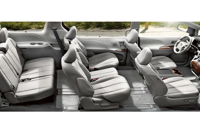 Honolulu Airport & Waikiki Hotels Private Transfer by Minivan (up to 5 people) - Frequently Asked Questions