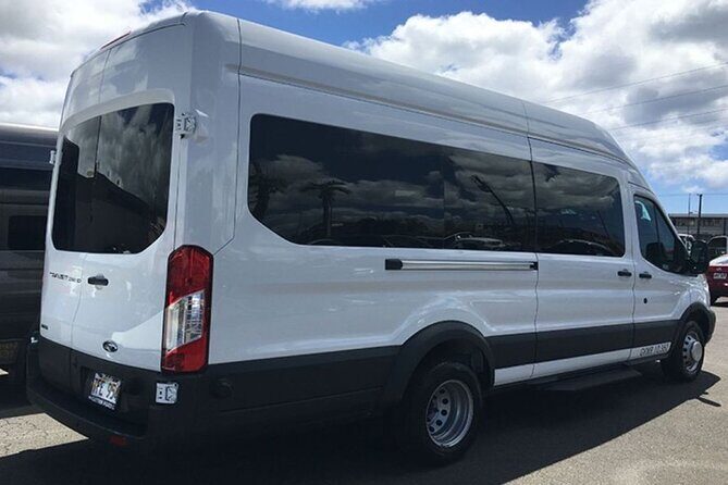 Honolulu Airport: Waikiki Private Transfer With Lei Greeting - The Experience of the Ride