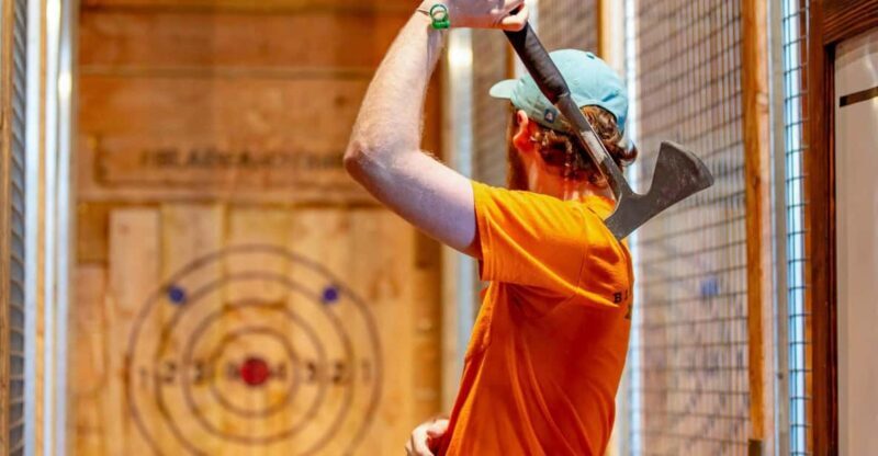 Honolulu: Blade & Timber Axe Throwing - An In-Depth Look at Blade & Timber Axe Throwing