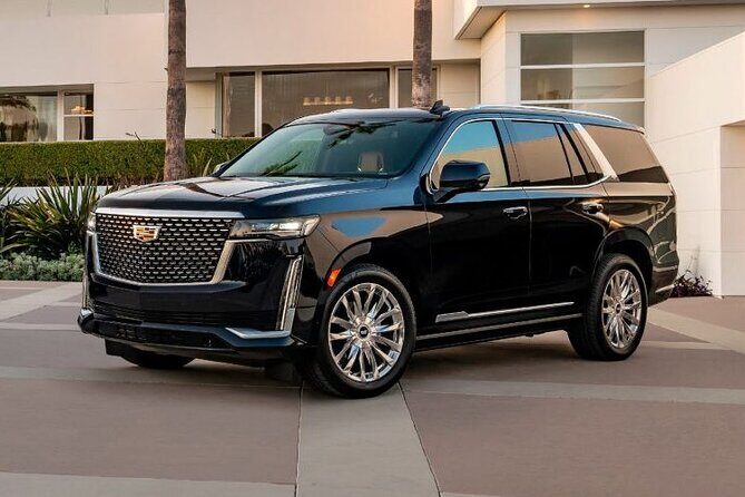 Honolulu by yourself by Executive SUV - 4 hrs disposal - Key Points