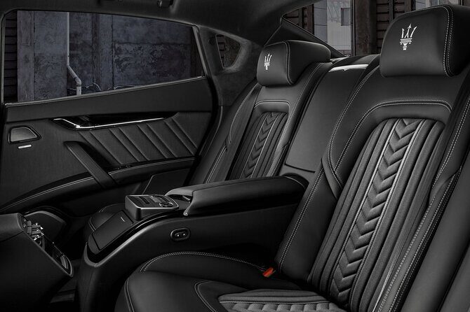 Honolulu by yourself by Luxury Sedan - 4 hrs disposal - Who Will Love This Tour?