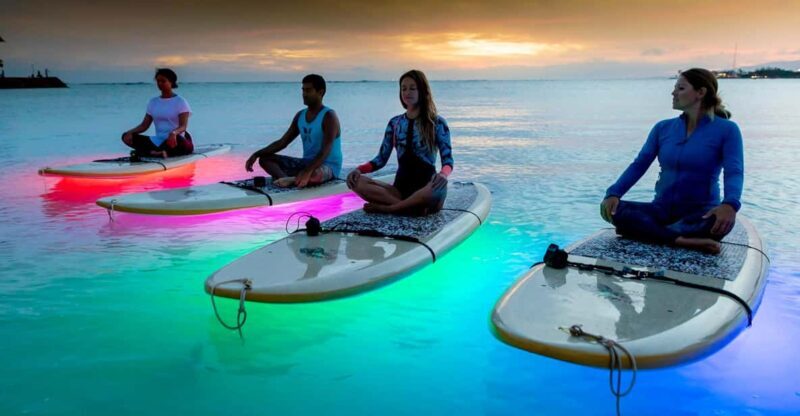 Honolulu: Night SUP Yoga Class - Key Points: