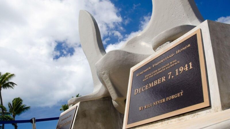 Honolulu: Pearl Harbor, USS Arizona Memorial and City Tour - Key Points