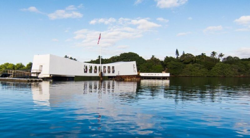 Honolulu: Pearl Harbor, USS Arizona Memorial and City Tour - The Sum Up