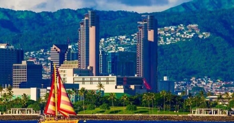 Honolulu: South Shore Open Sail - Why This Experience Makes Sense