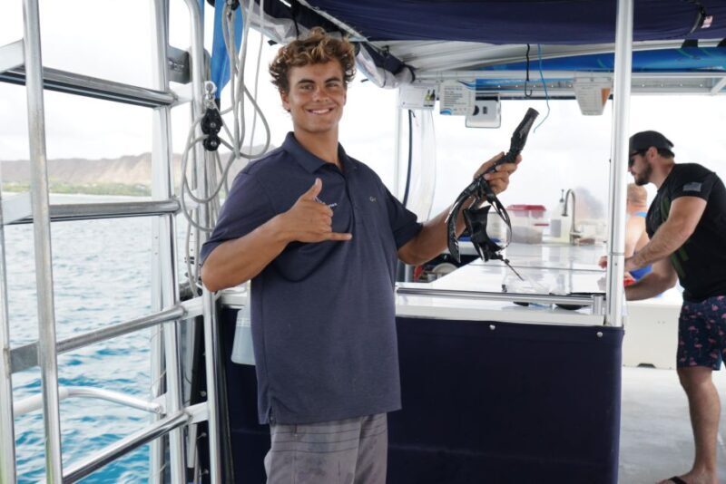 Honolulu> Waikiki Turtle Canyon Snorkeling and Swimming Tour - Frequently Asked Questions