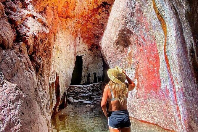 Hoover Dam Kayaking Trip, 6 Hot Springs, 6 Caves, 4 Waterfalls - Key Points