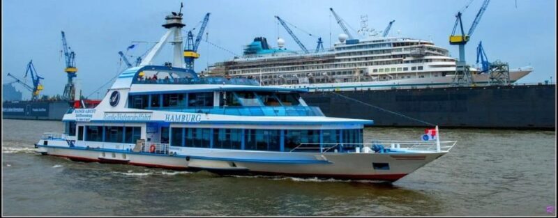 Hop-On/Hop-Off city tour incl. 1 hour harbor tour - Who Will Love This Experience?