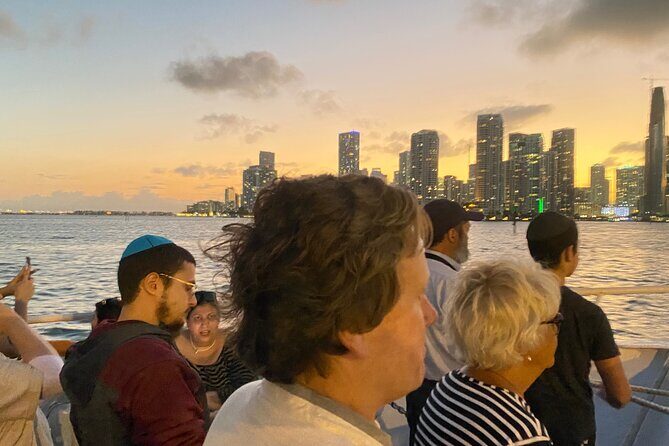Hop-On Hop-Off Cruise Ticket in Bayside and South Beach in Miami - A Close Look at the Highlights