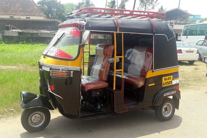 Hop On Hop Off Kochi in transport of Kochi: Tuk Tuks & Omni Buses - An In-Depth Look at the Kochi Hop-On Hop-Off Tour