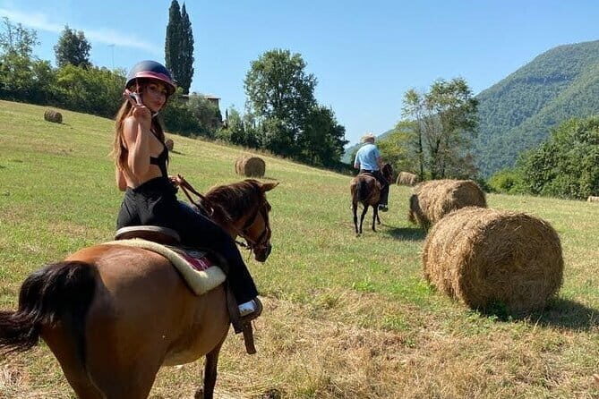 Horseback ride and gourmet cuisine in a historic food shop - A Closer Look at the Tour Itinerary