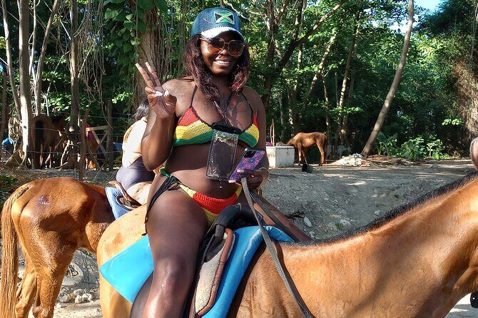 Horseback riding, Blue hole or Dunn's River Combo - Key Points