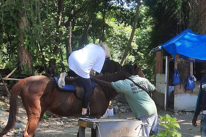 Horseback Riding, Bluehole Secret Falls, Dunns River tour from Montego Bay - FAQ