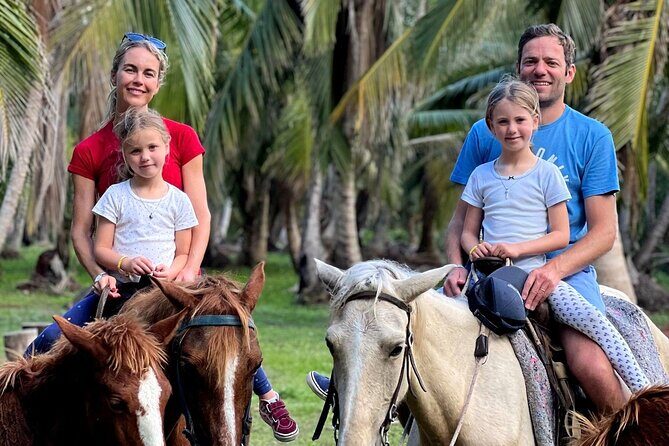 Horseback Riding - Experience between virgin beach and lagoon - Discovering the Horseback Riding Tour between Virgin Beach and Lagoon in the Dominican Republic