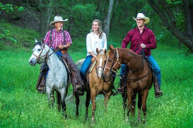 Horseback Riding on Scenic Texas Ranch near Waco - Exploring the Horseback Riding Experience on a Scenic Texas Ranch near Waco