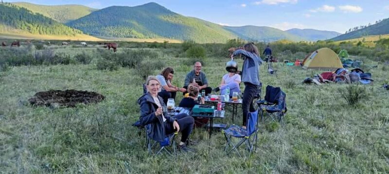 Horseback riding to Khagiin Khar lake - Key Points