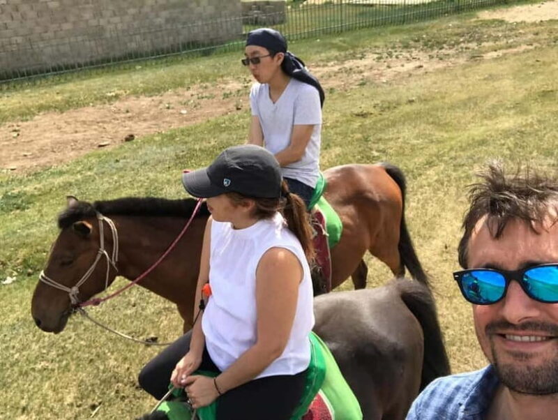 Horseback Riding Tour to Turtle Rock & Aryabal - FAQ