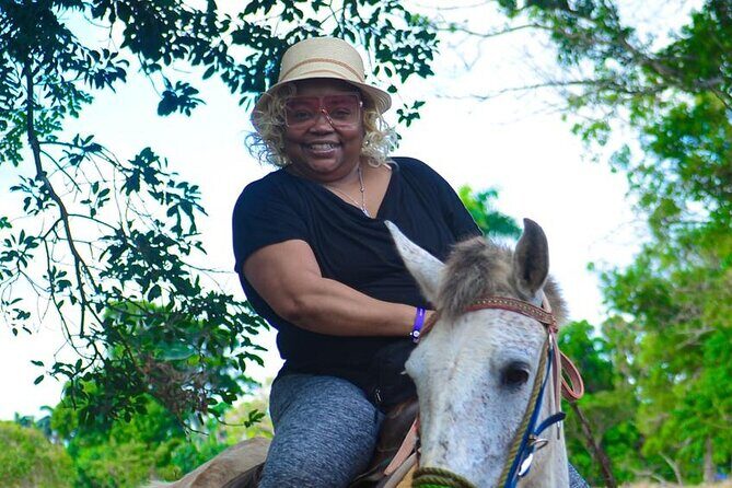 HorseBack Rinding to Macao Beach - FAQ