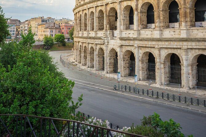 Hosted Access to the Colosseum - Key Points