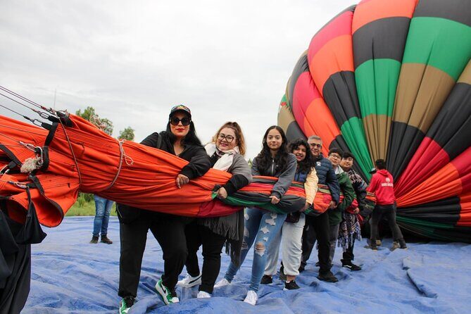 Hot Air Balloon Flight over Teotihuacan with CDMX Transportation - The Practical Side: Timing and Group Size