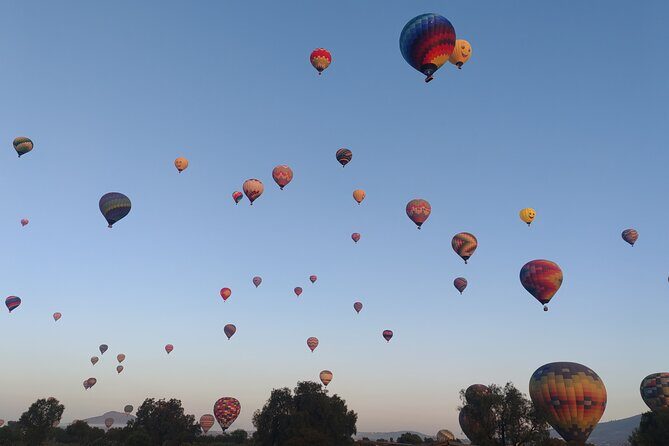 Hot Air Balloon Flight + PickupCDMX + Breakfast Included + Pyramids - Why Consider This Tour?
