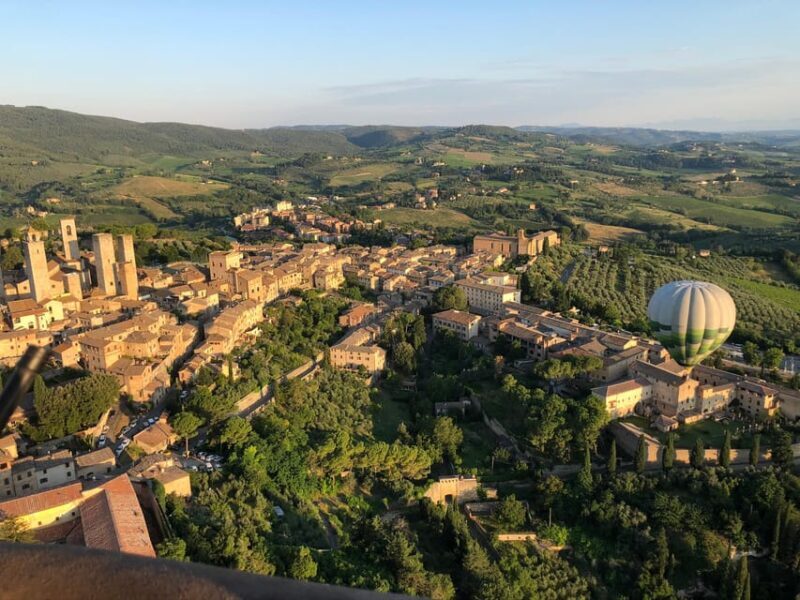 Hot Air Balloon Flights near San Gimignano - The Sum Up