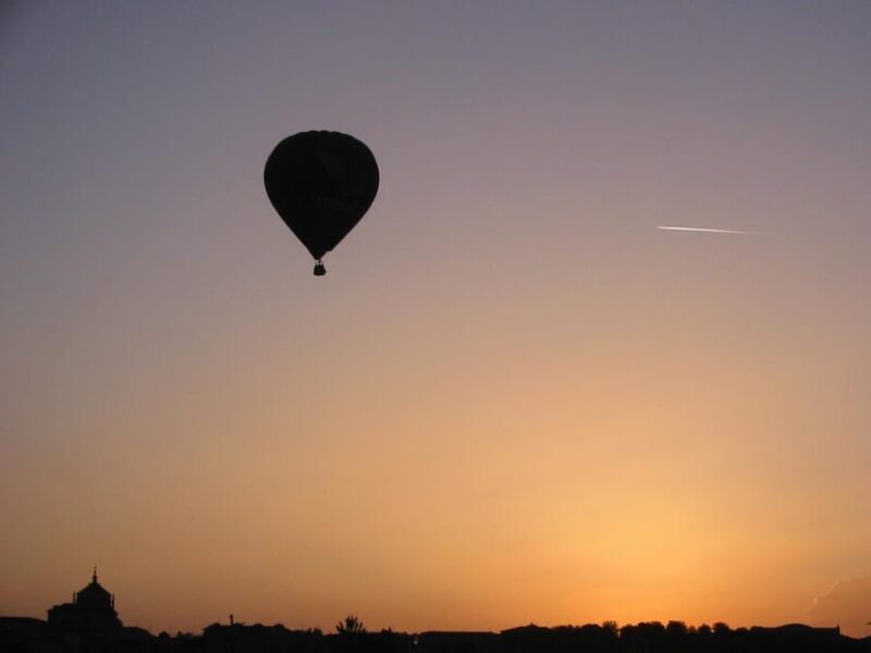 Hot Air Balloon Ride Seville to Huelva (1PAX) - FAQs