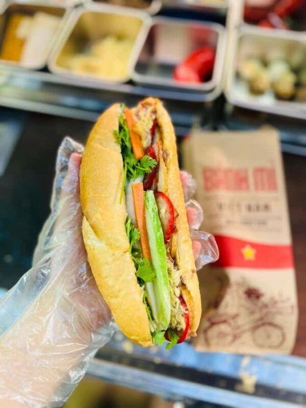 (HOT) Hanoi Guided Food and Train Street Tour with Local - A Practical Look at What You Get