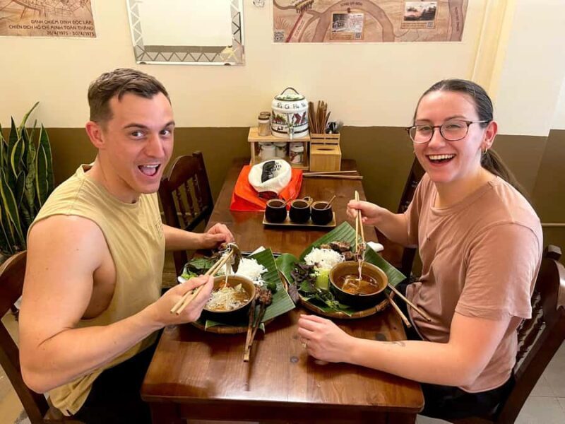 (HOT) Hanoi Guided Food and Train Street Tour with Local - FAQs