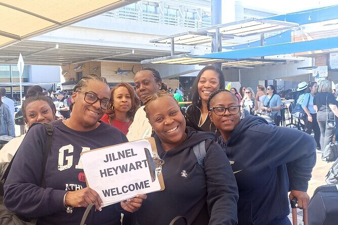 Hotel Shuttle Service in Los Cabos - A Closer Look at the Los Cabos Airport Shuttle Experience